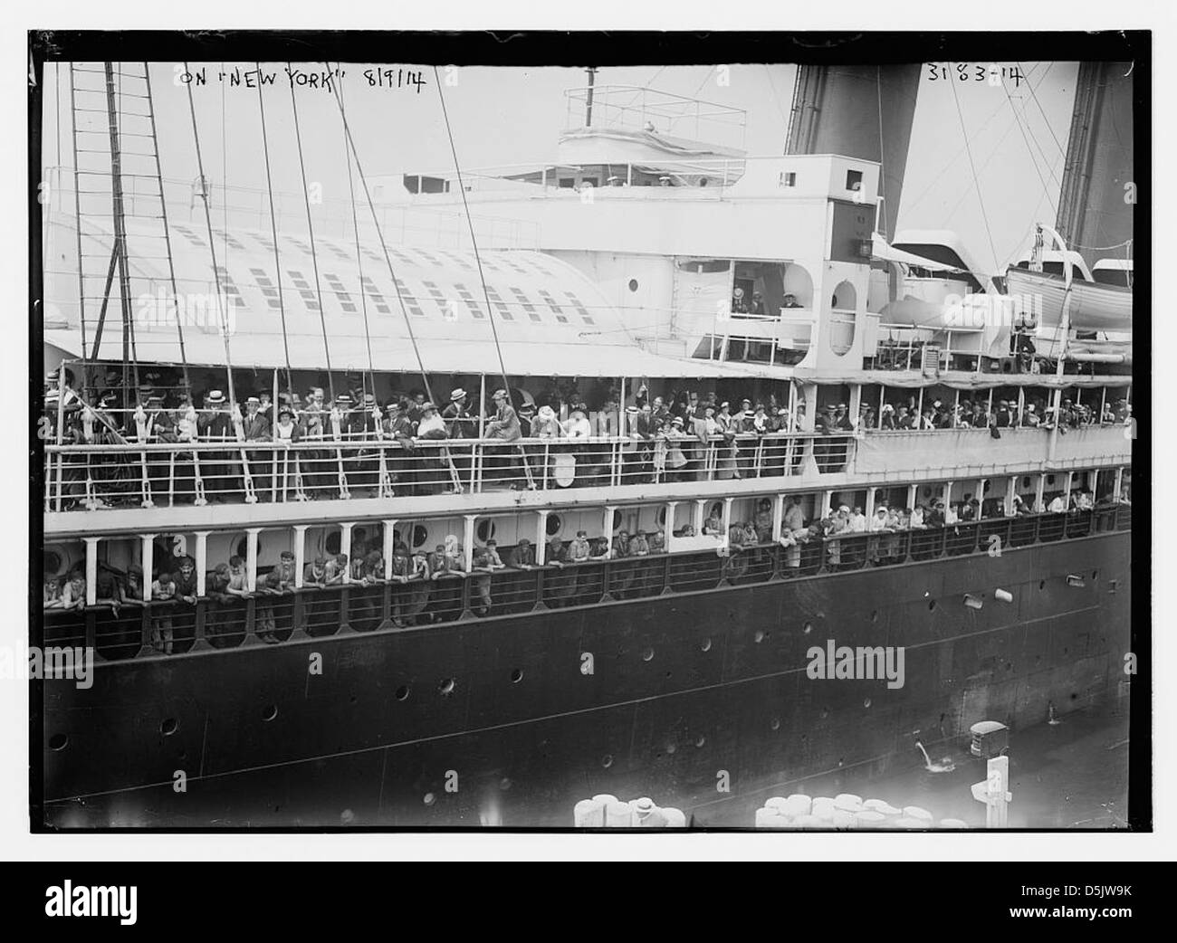 Ss city of new york ship hi-res stock photography and images - Alamy