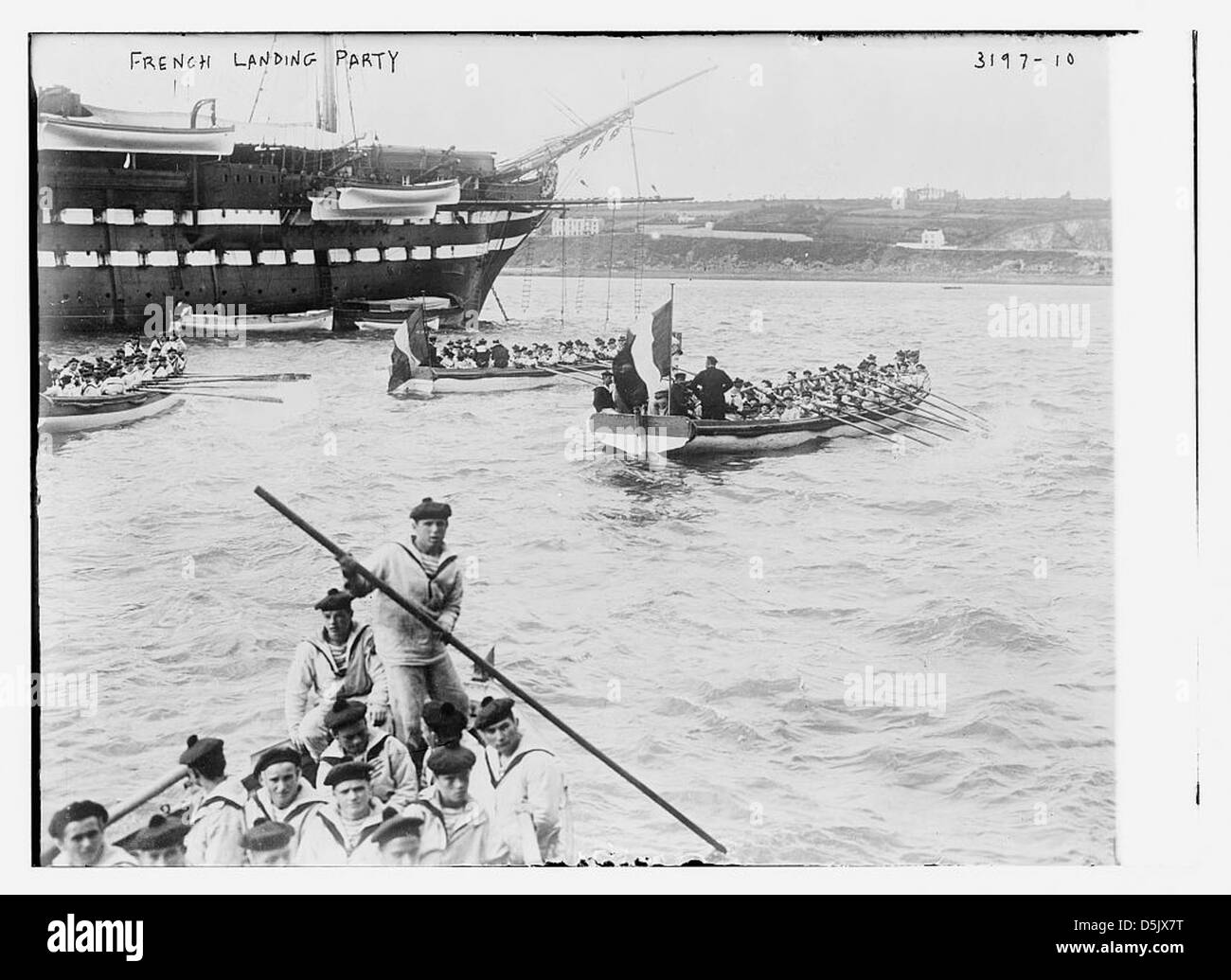 Navy uniform early 1900s hi-res stock photography and images - Alamy