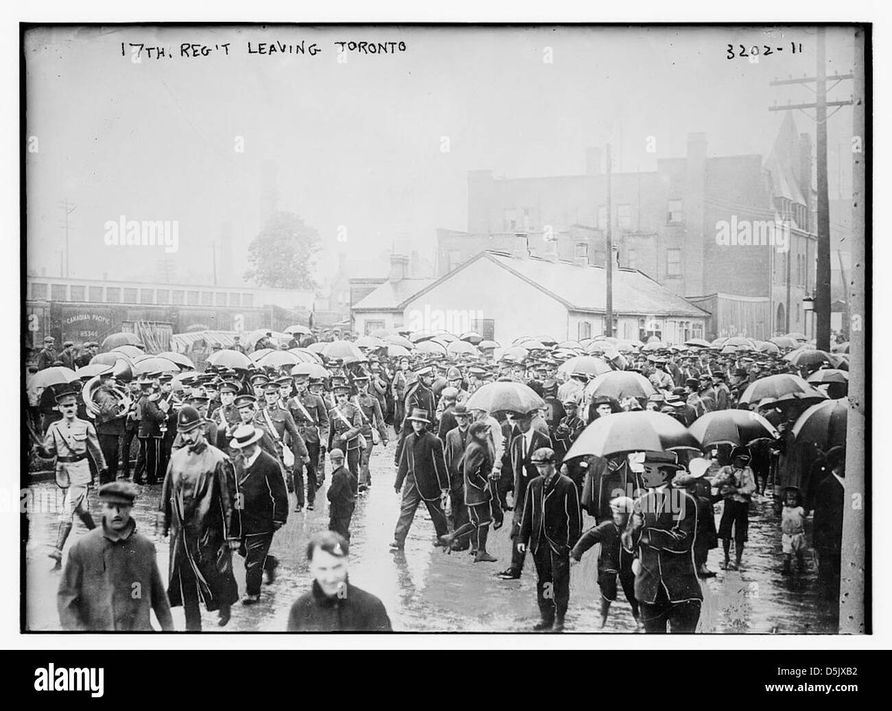 17th regiment Black and White Stock Photos & Images - Alamy