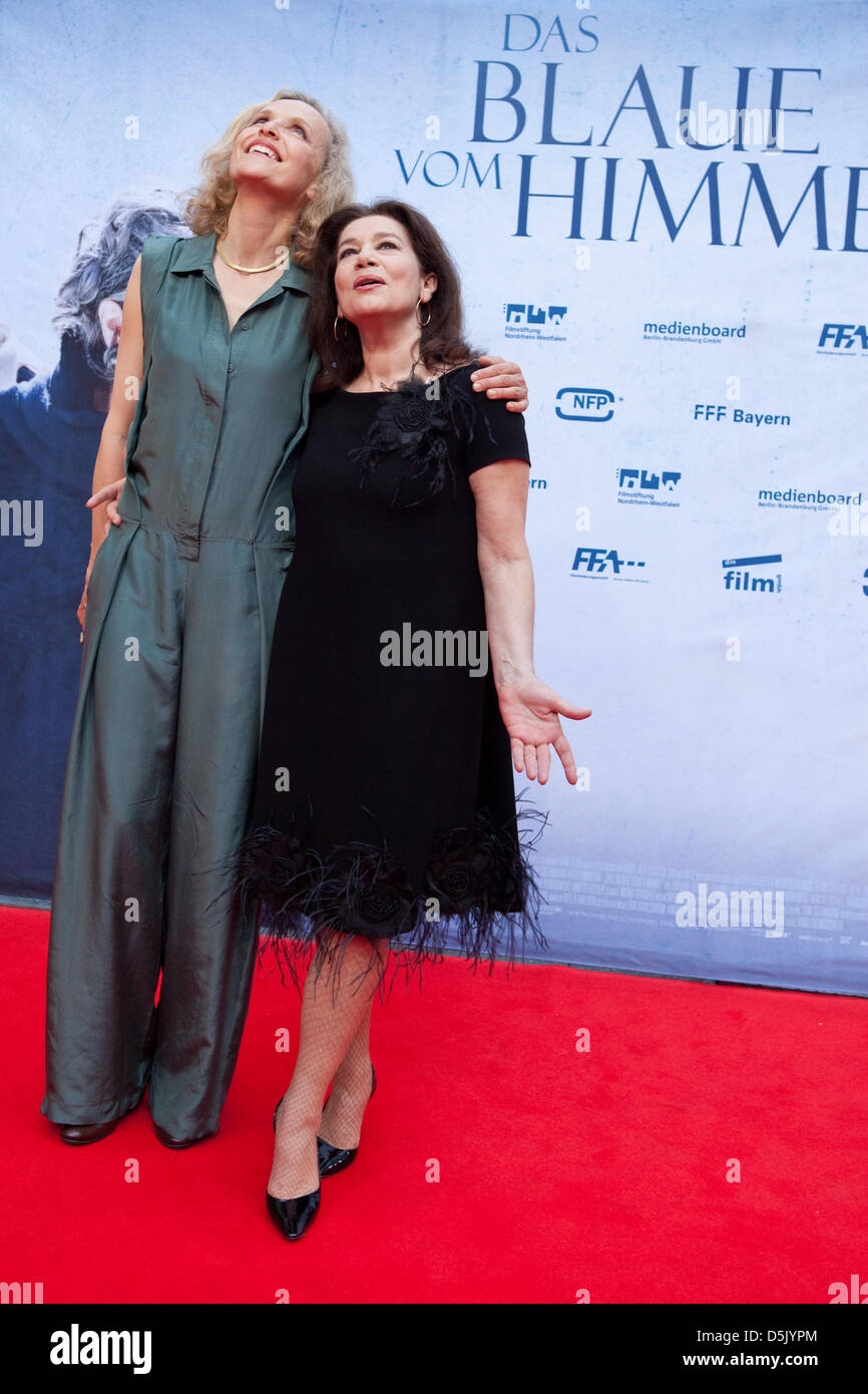 Juliane Koehler, Hannelore Elsner, at the world premiere of "Das Blaue ...