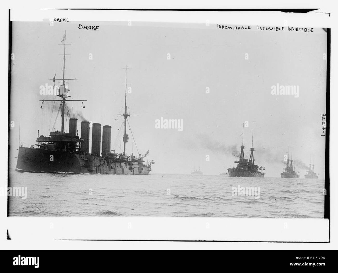 Hms drake hi-res stock photography and images - Alamy