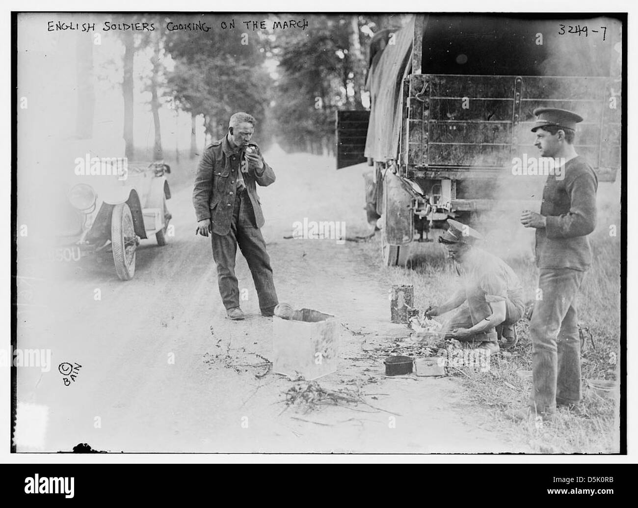 This image shows English soldiers cooking while on the march during ...