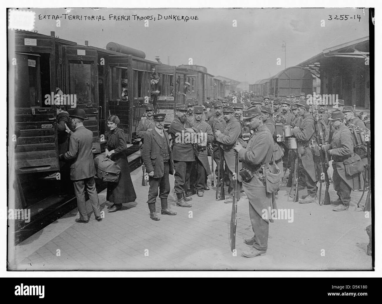 Dunkerque Black and White Stock Photos & Images - Alamy