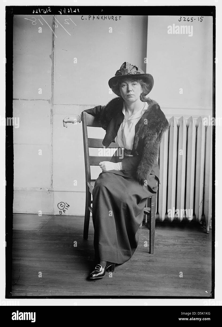 Suffragette hat Black and White Stock Photos & Images - Alamy