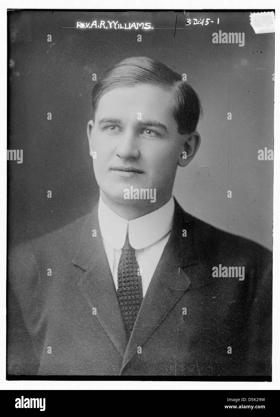 Showing a portrait or repre Black and White Stock Photos & Images - Alamy