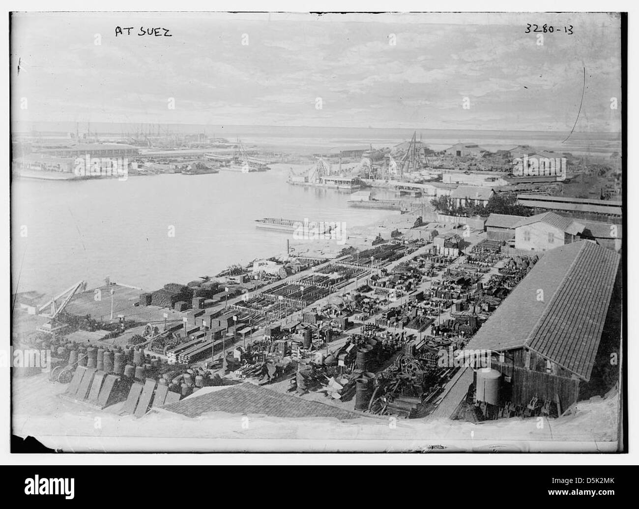 Egypt suez canal historical hi-res stock photography and images - Alamy