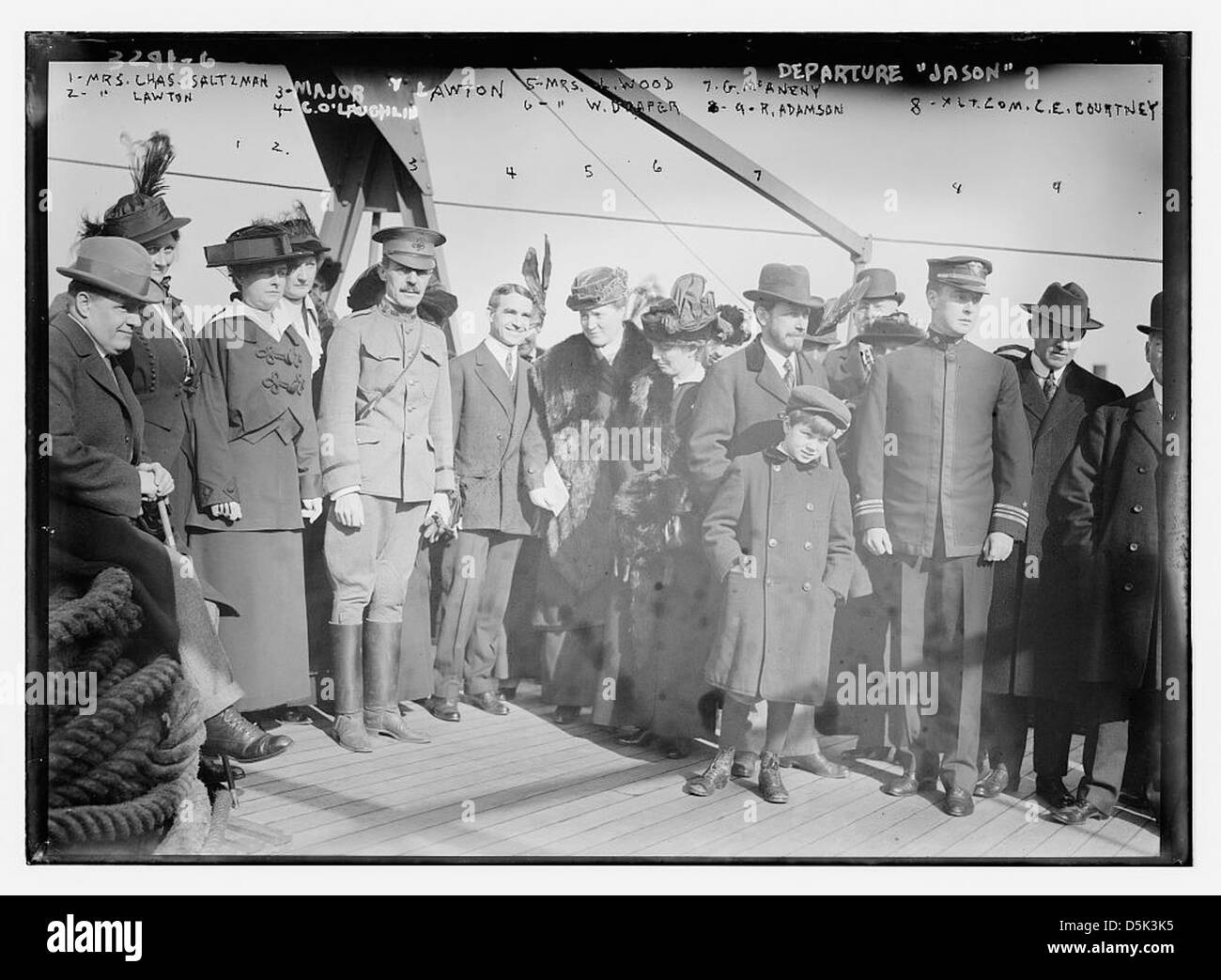 Bush terminal in wwi hi-res stock photography and images - Alamy