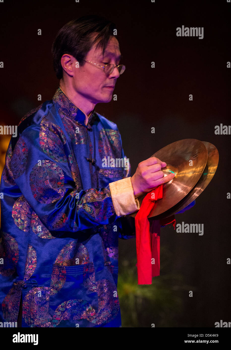 Chinese musician perform during the Chinese New Year celebrations in ...