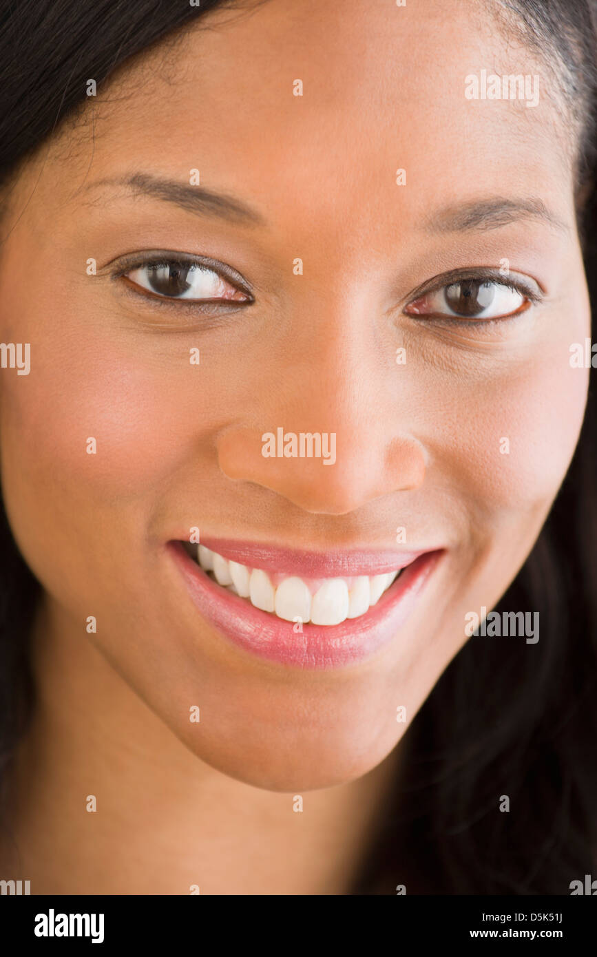 Portrait of mid adult woman Stock Photo - Alamy