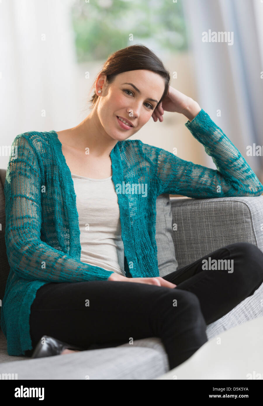 Portrait of mid adult woman Stock Photo - Alamy