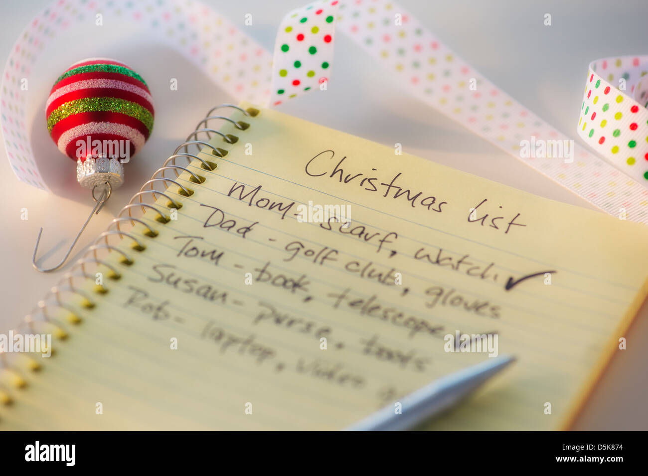 Christmas gifts list hi-res stock photography and images - Alamy