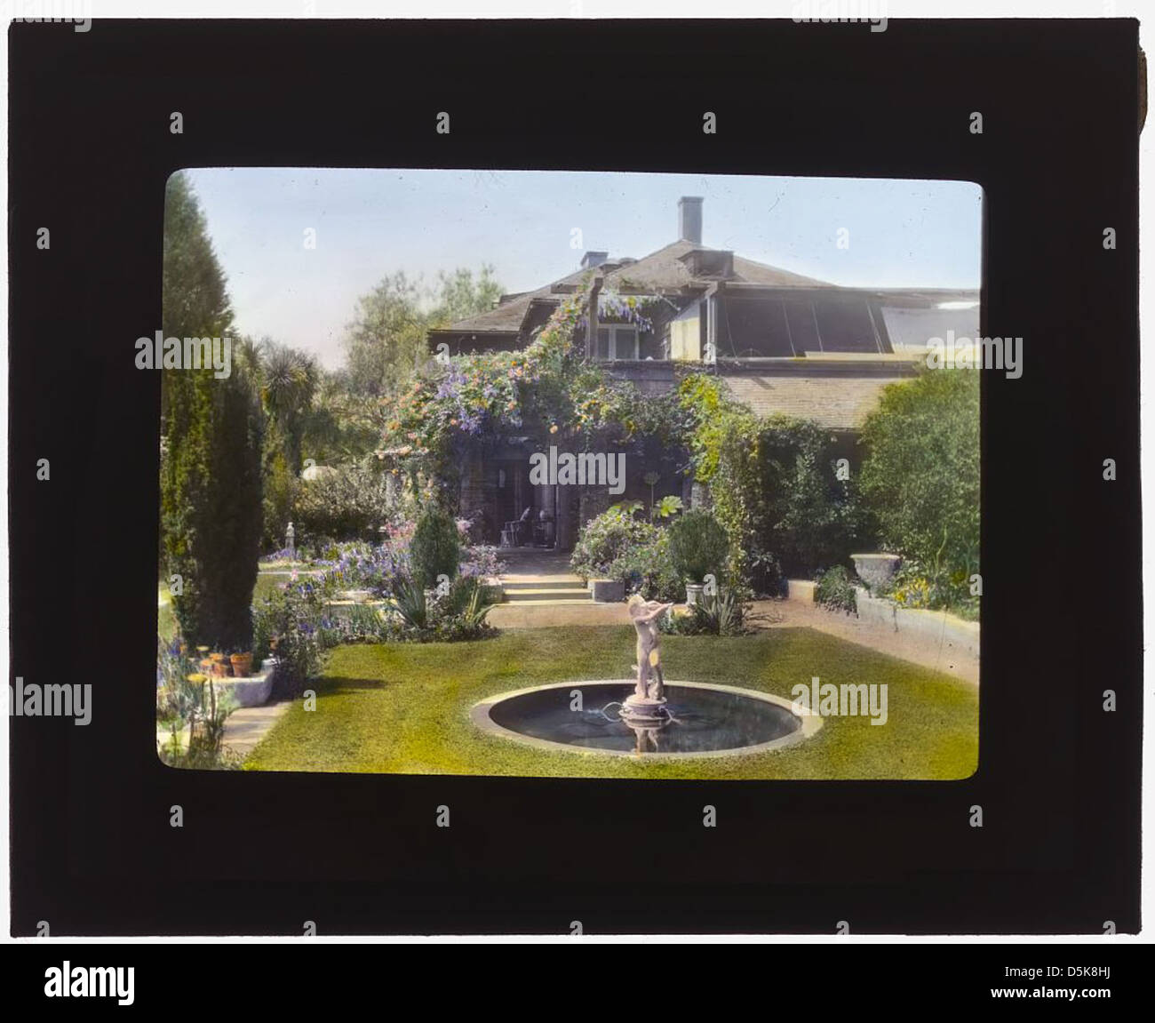 This photograph showcases the Myron Hunt-designed house at 200 North ...