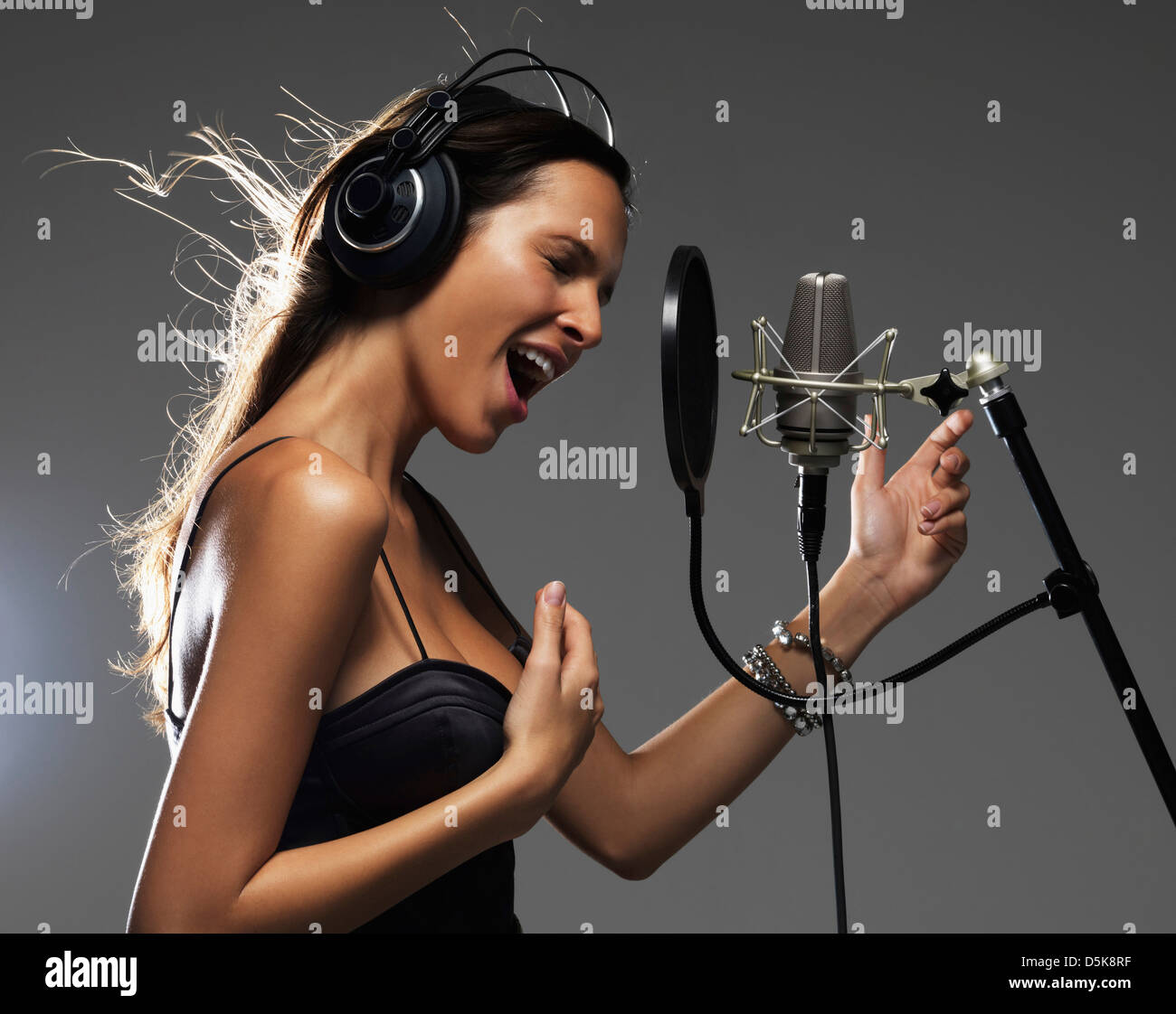 Side singer singing studio hi-res stock photography and images - Alamy