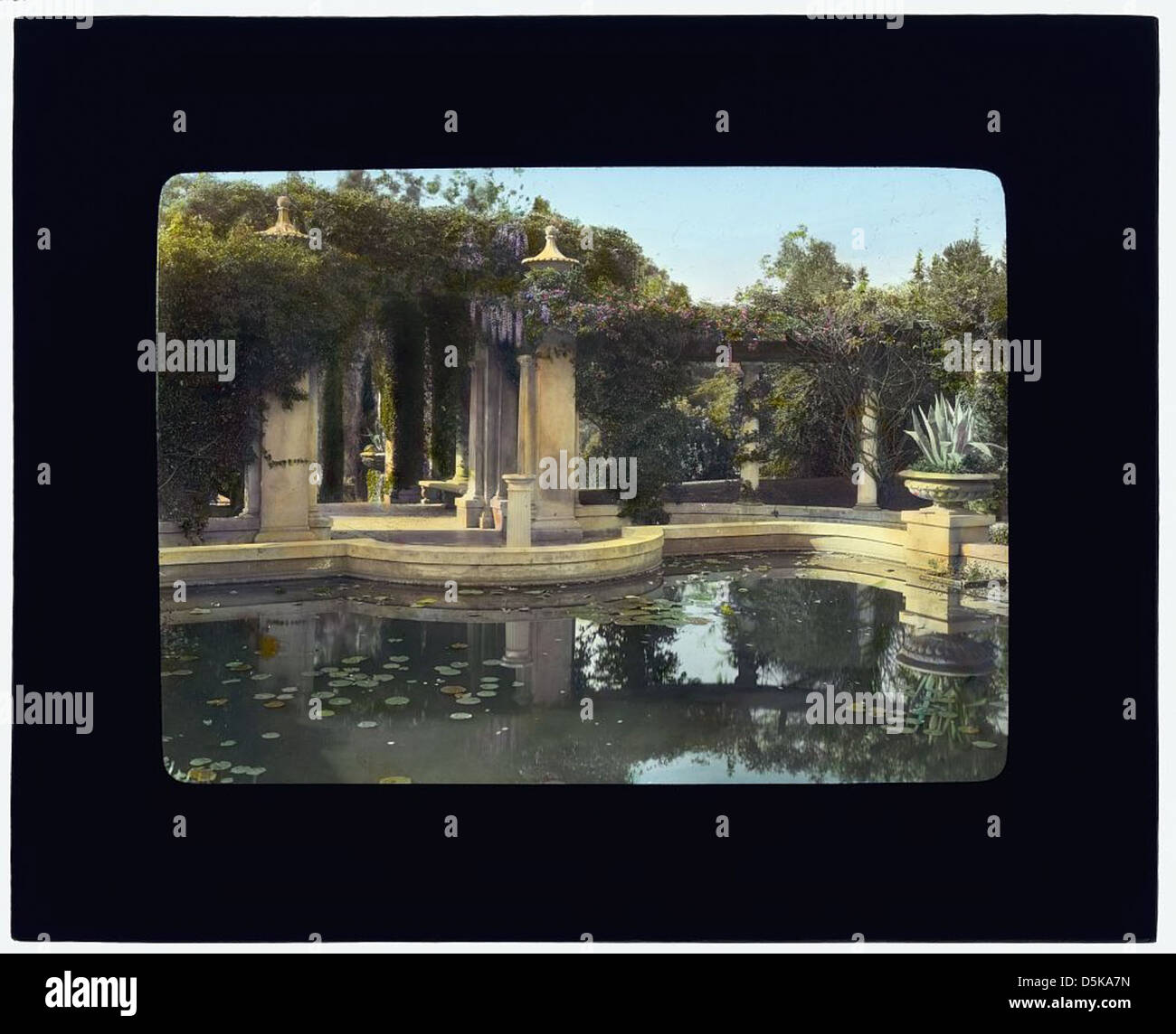 Kimberly crest house and gardens hi-res stock photography and images ...