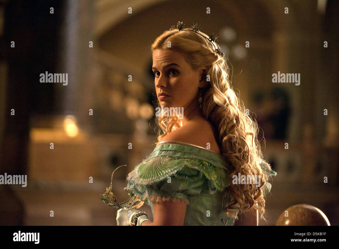 Alice Eve Raven High Resolution Stock Photography and Images - Alamy