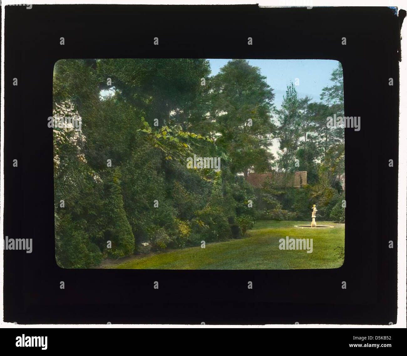 This image shows the East Hampton Free Library, located at 159 Main ...