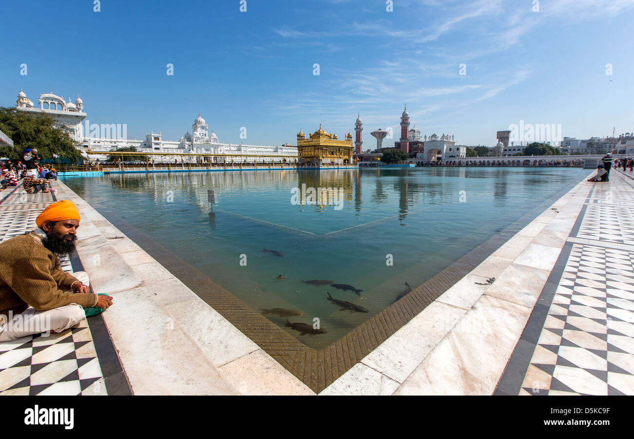 Sarovar hi-res stock photography and images - Alamy