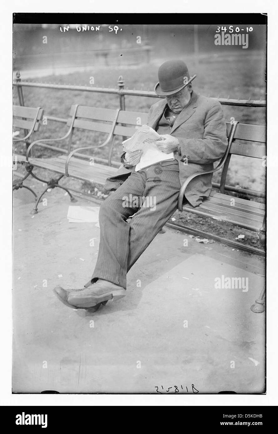 Image captures man reading Cut Out Stock Images & Pictures - Alamy