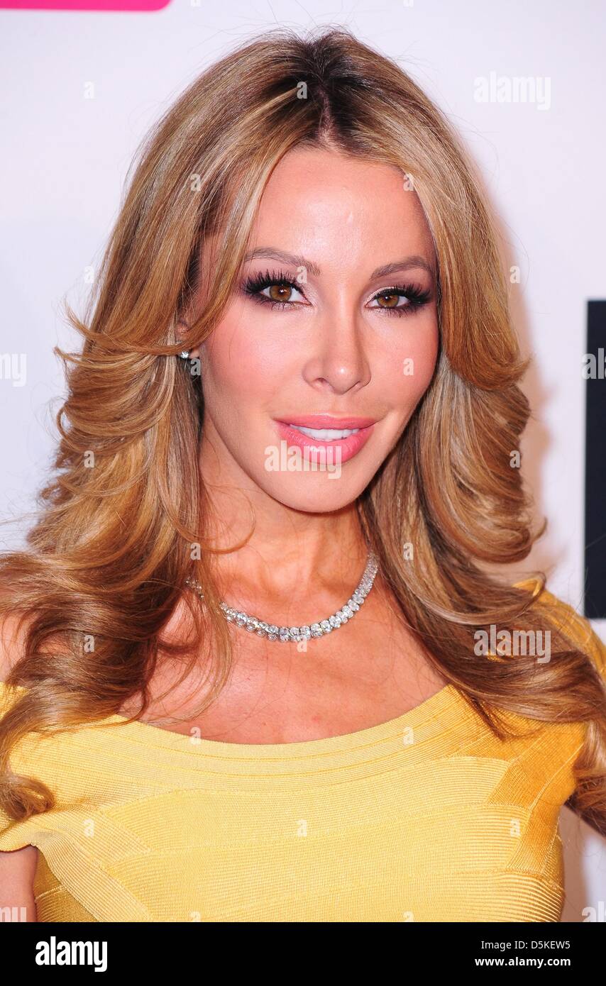 Lisa Hochstein's Instagram, Twitter & Facebook on IDCrawl