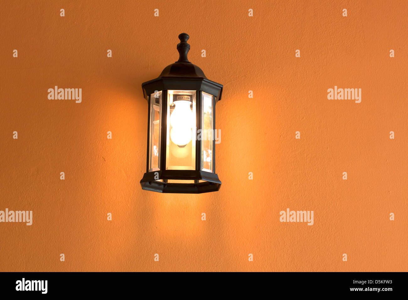 Wall mounted lantern hi-res stock photography and images - Alamy