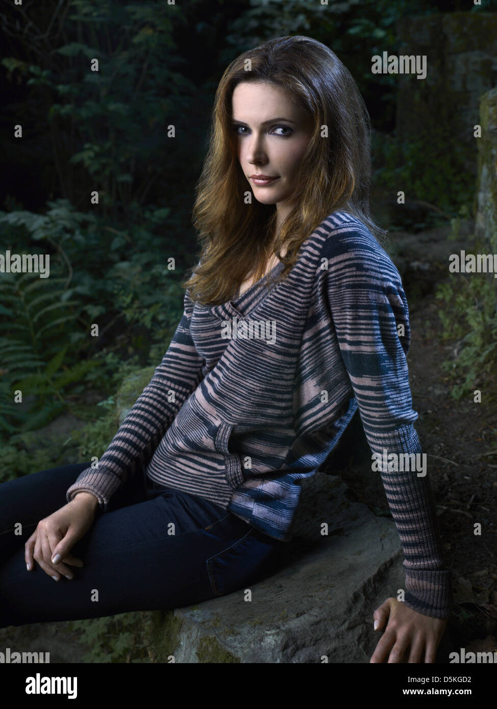 Bitsie Tulloch Grimm High Resolution Stock Photography and Images - Alamy