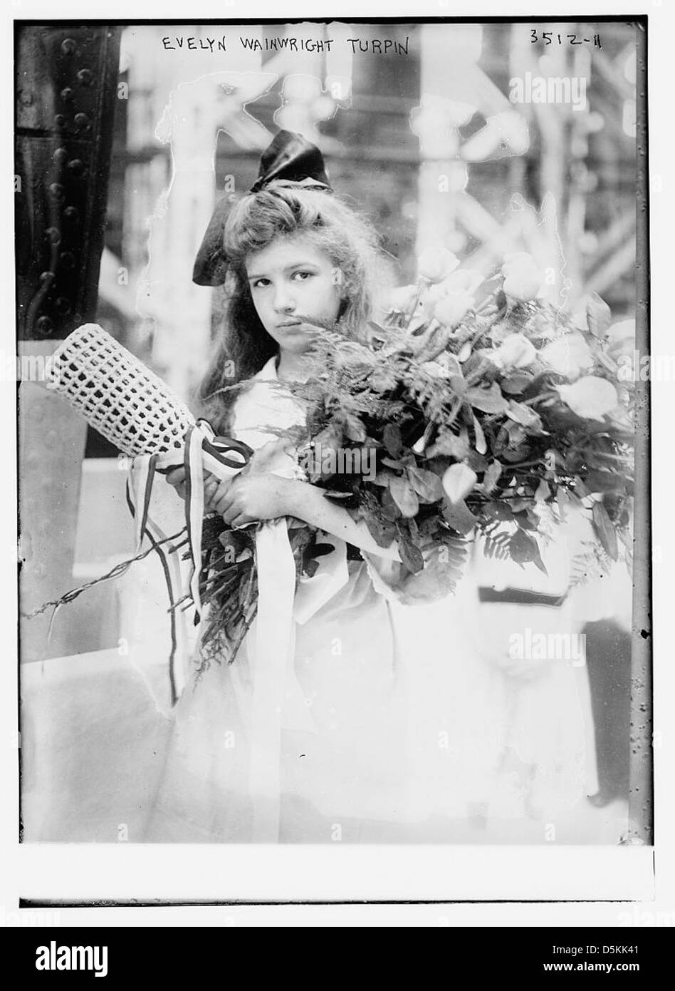 Uss wainwright hi-res stock photography and images - Alamy