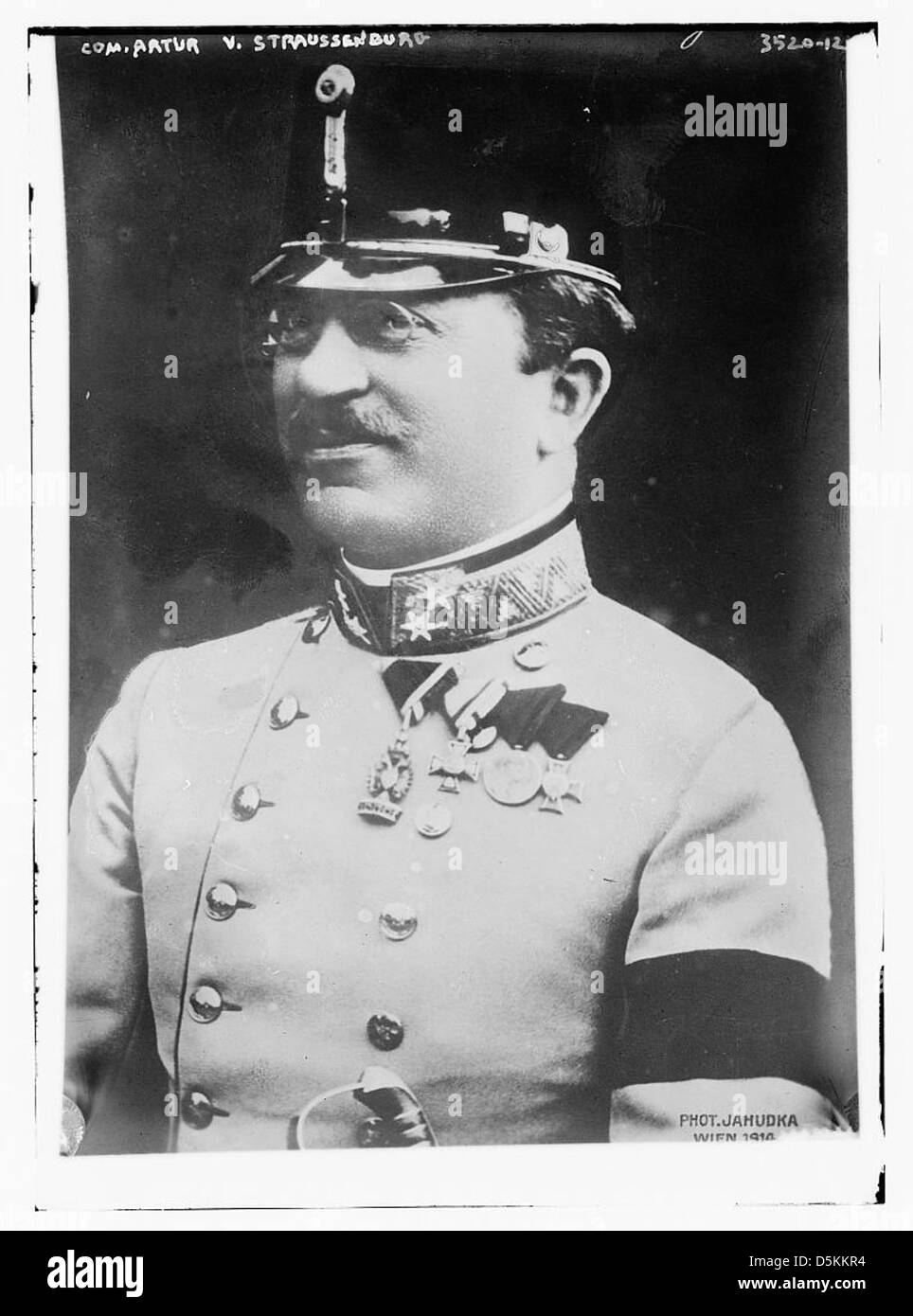 Arthur v Black and White Stock Photos & Images - Alamy