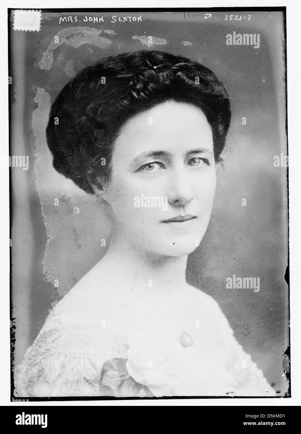 Photograph of Mrs. John Slaton, wife of the Georgia governor, during ...
