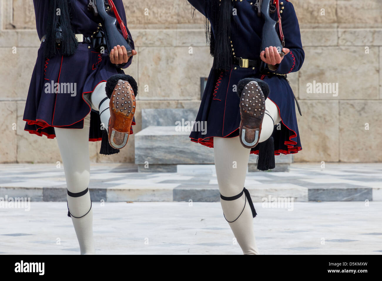 Evzones Marching Changing Guard Greek High Resolution Stock Photography and Images - Alamy