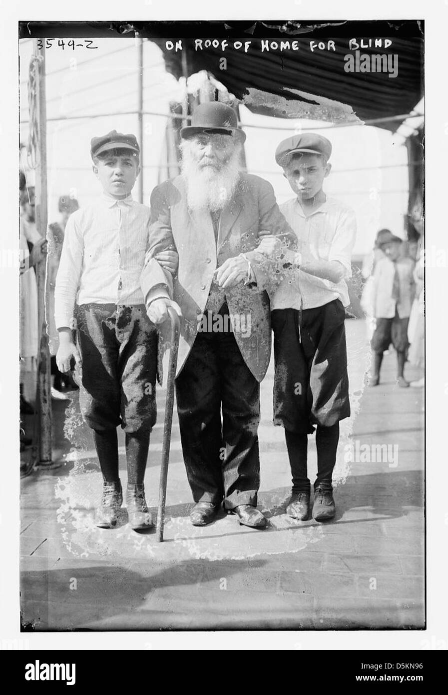 Photo man home in Cut Out Stock Images & Pictures - Alamy