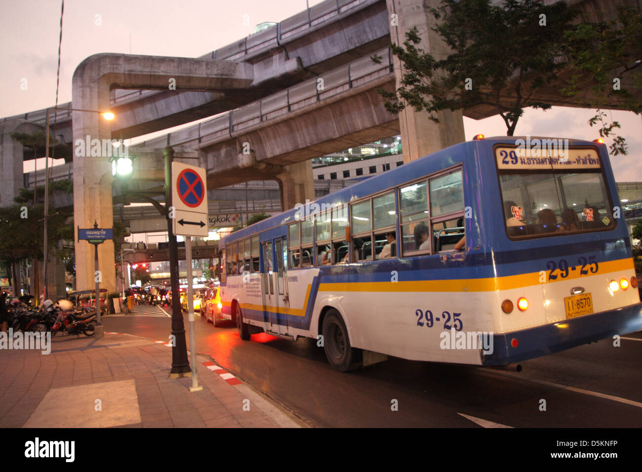 Bus on street hi-res stock photography and images - Alamy