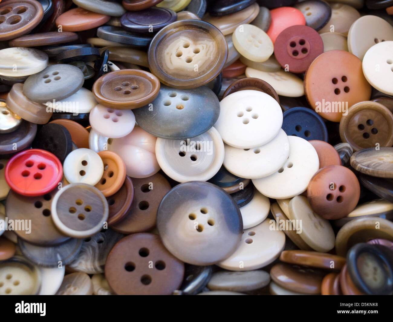 Pile of buttons hi-res stock photography and images - Alamy