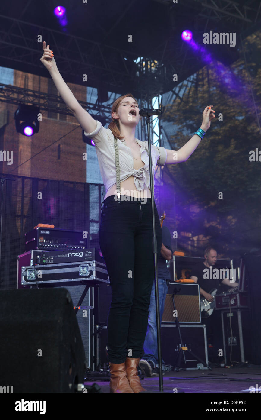 Eva Briegel performing at the fan party for german woman soccer world ...