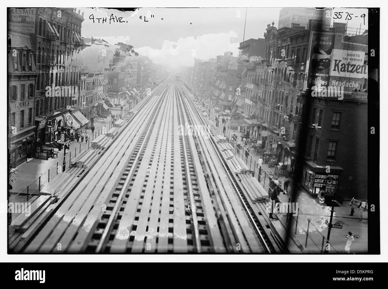 A photograph showing the elevated ‘L’ train track on 9th Avenue in New ...