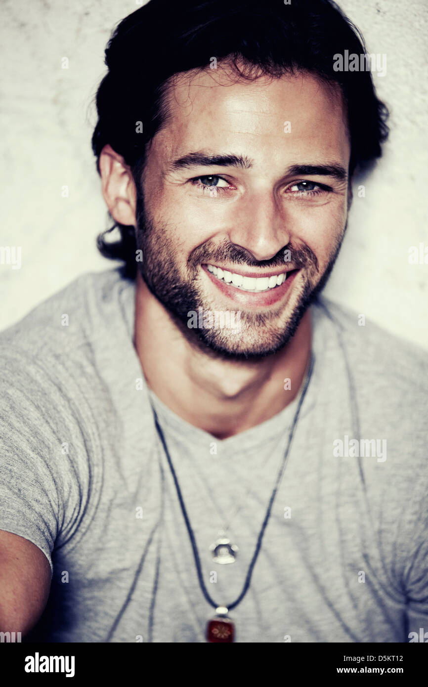 Portrait of smiling man Stock Photo - Alamy