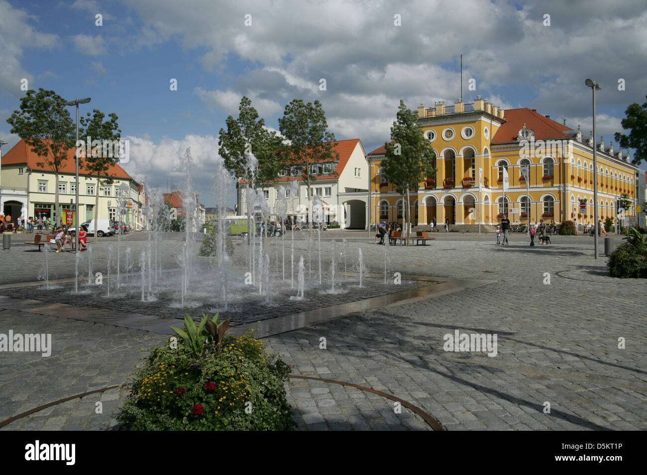 town hall, neustrelitz, mecklenburgische seenplatte district ...