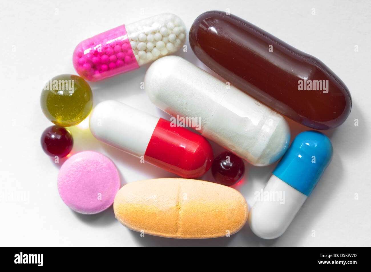 vitamin supplement capsules Stock Photo - Alamy