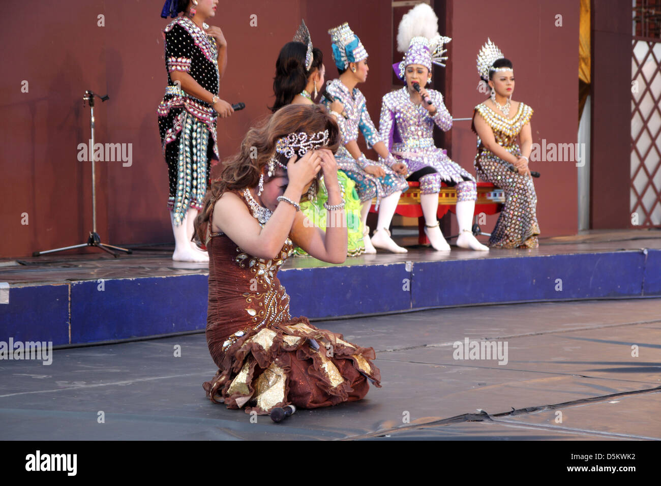 Likay actor and actress performing on stage Stock Photo - Alamy