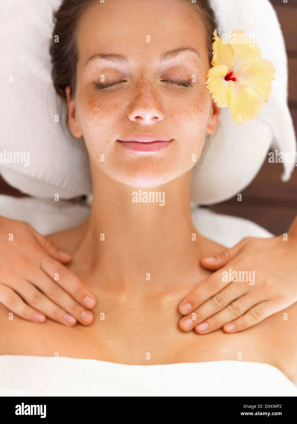 Woman relaxing in spa Stock Photo - Alamy