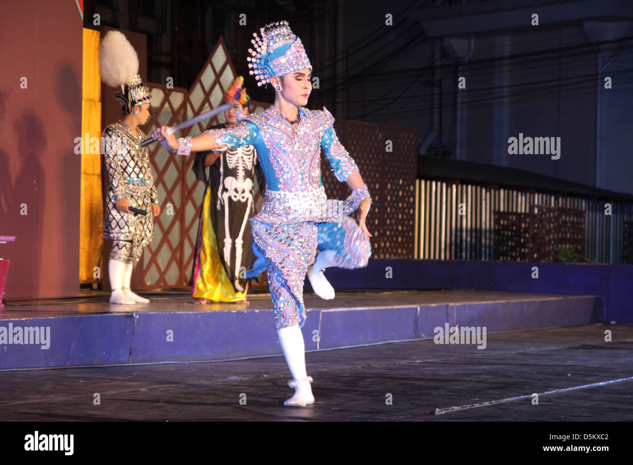 Likay actor and actress performing on stage Stock Photo - Alamy