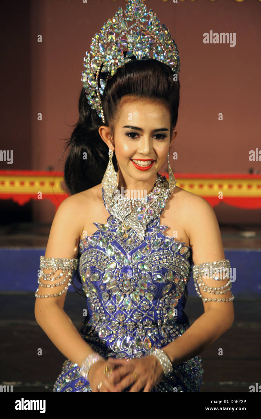 Likay Actress , a popular folk theatre in Thailand Stock Photo - Alamy