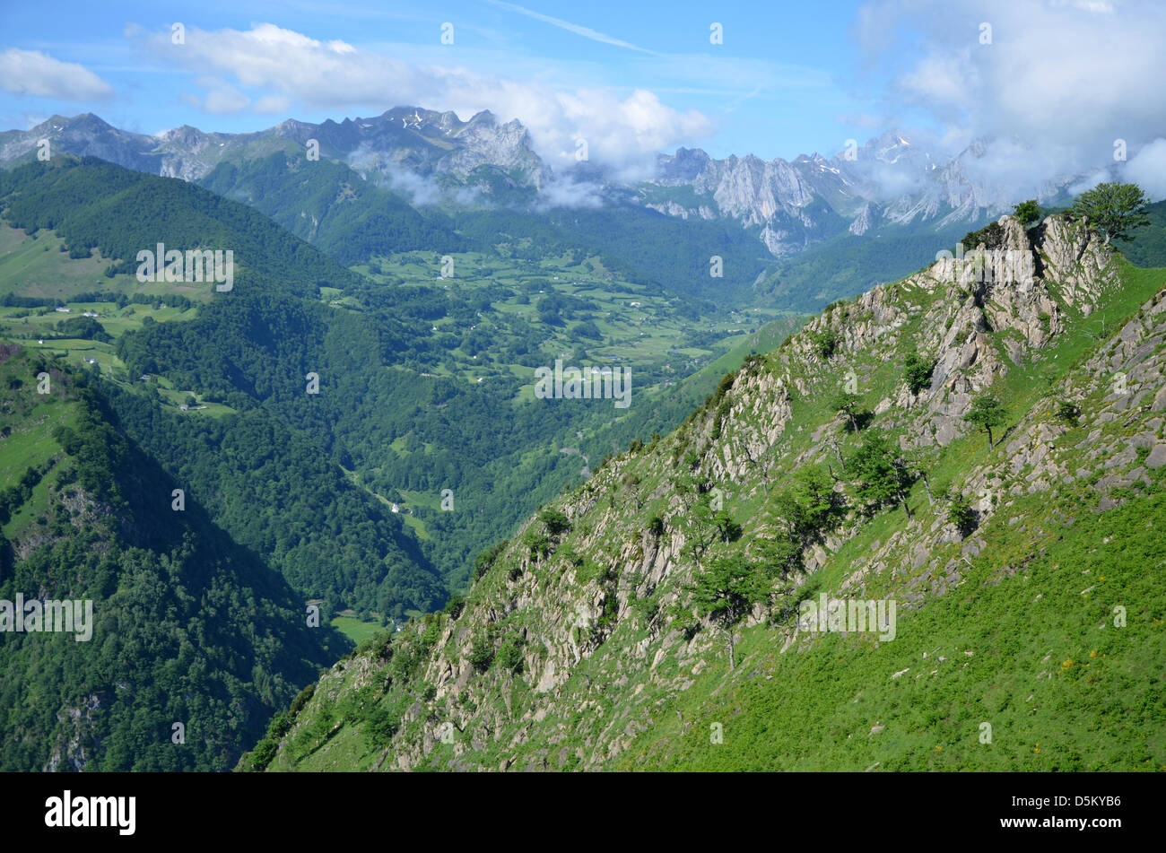 Vm mountain hi-res stock photography and images - Alamy
