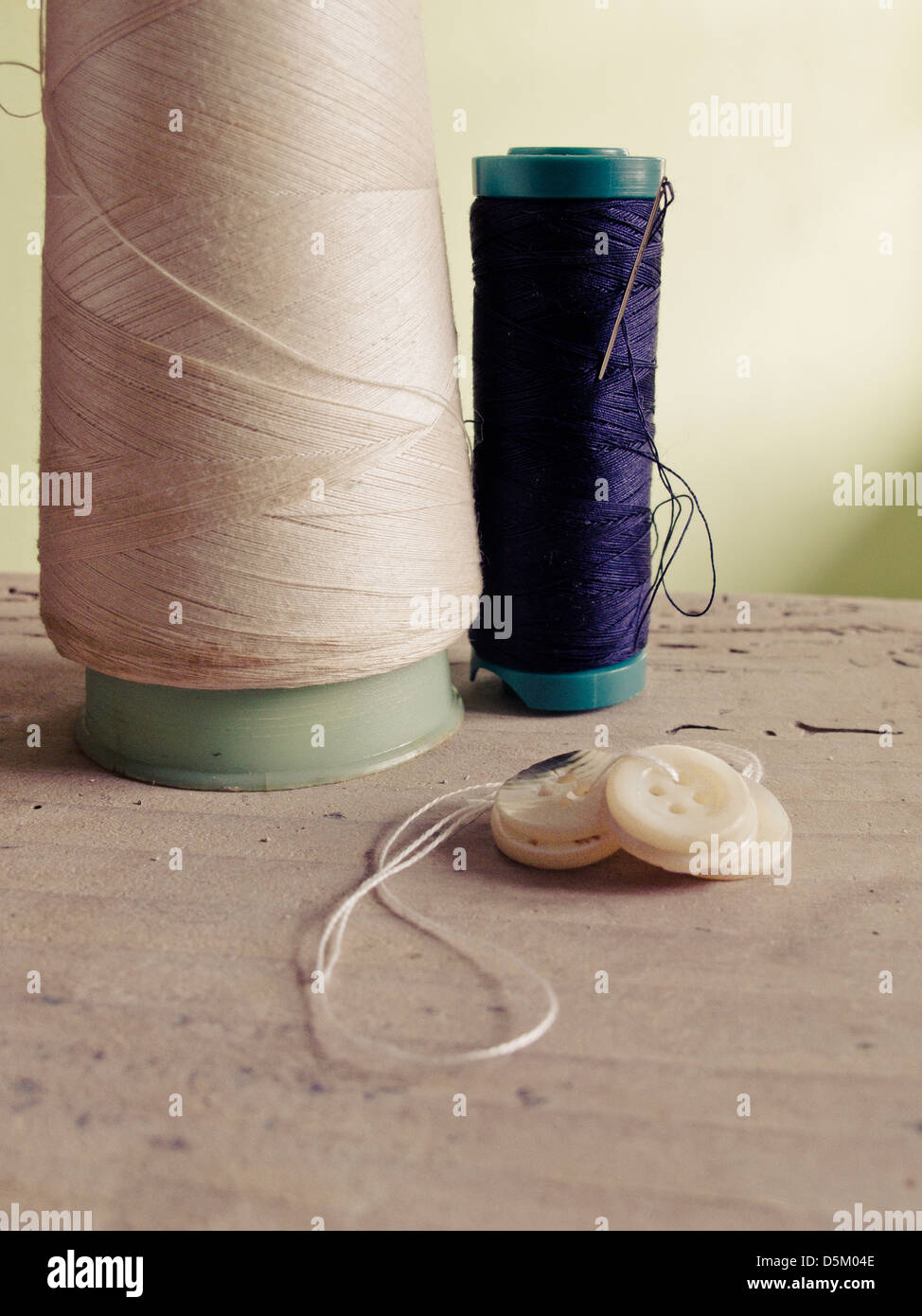 spools of thread,buttons Stock Photo - Alamy