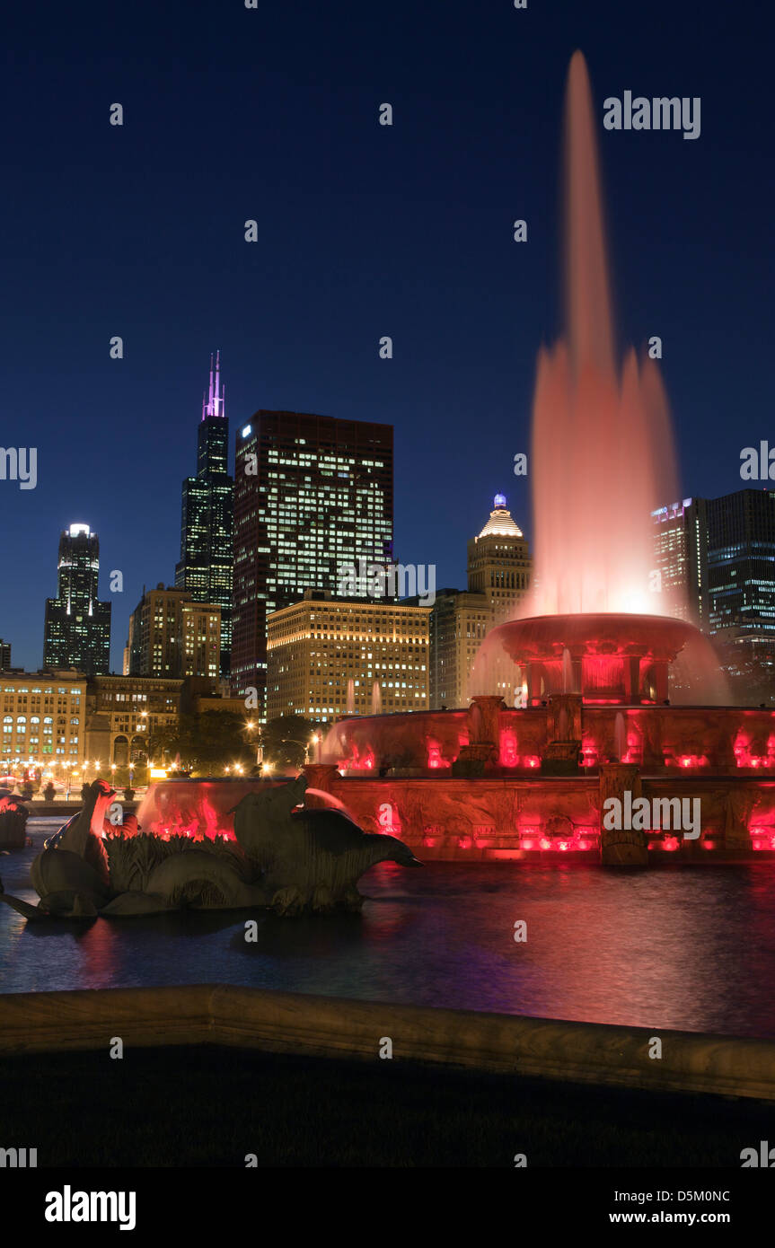 BUCKINGHAM FOUNTAIN (©EDWARD BENNETT / MARCEL LOYAU 1927) GRANT PARK ...