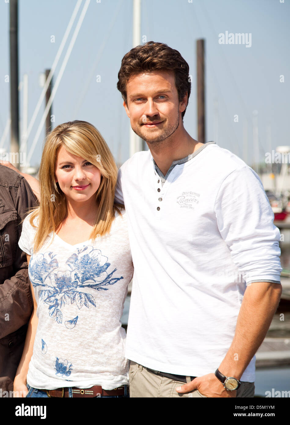 Luise Baehr and Wayne Carpendale on the set of TV movie "Lebe dein ...