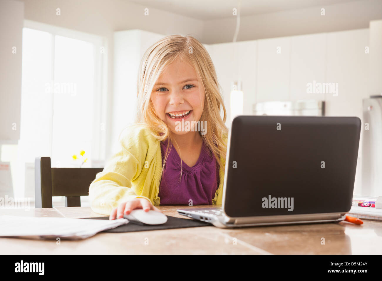 Blonde hair girl laptop hi-res stock photography and images - Alamy