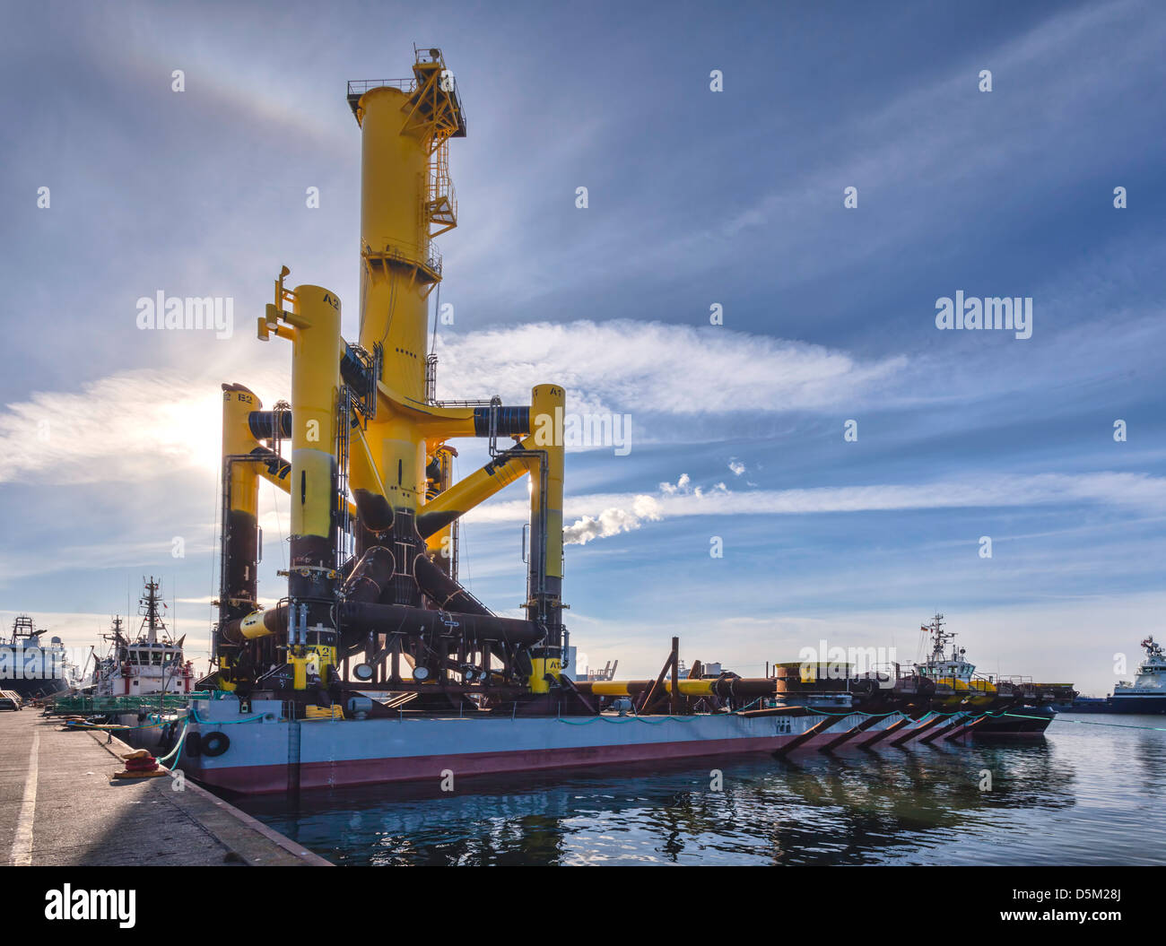 Offshore ponton rig in modern Esbjerg harbor, Denmark Stock Photo - Alamy