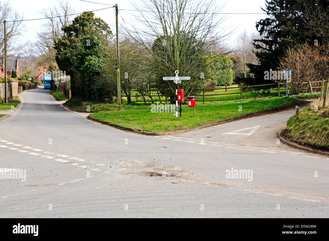 England Country Crossroads High Resolution Stock Photography and Images ...
