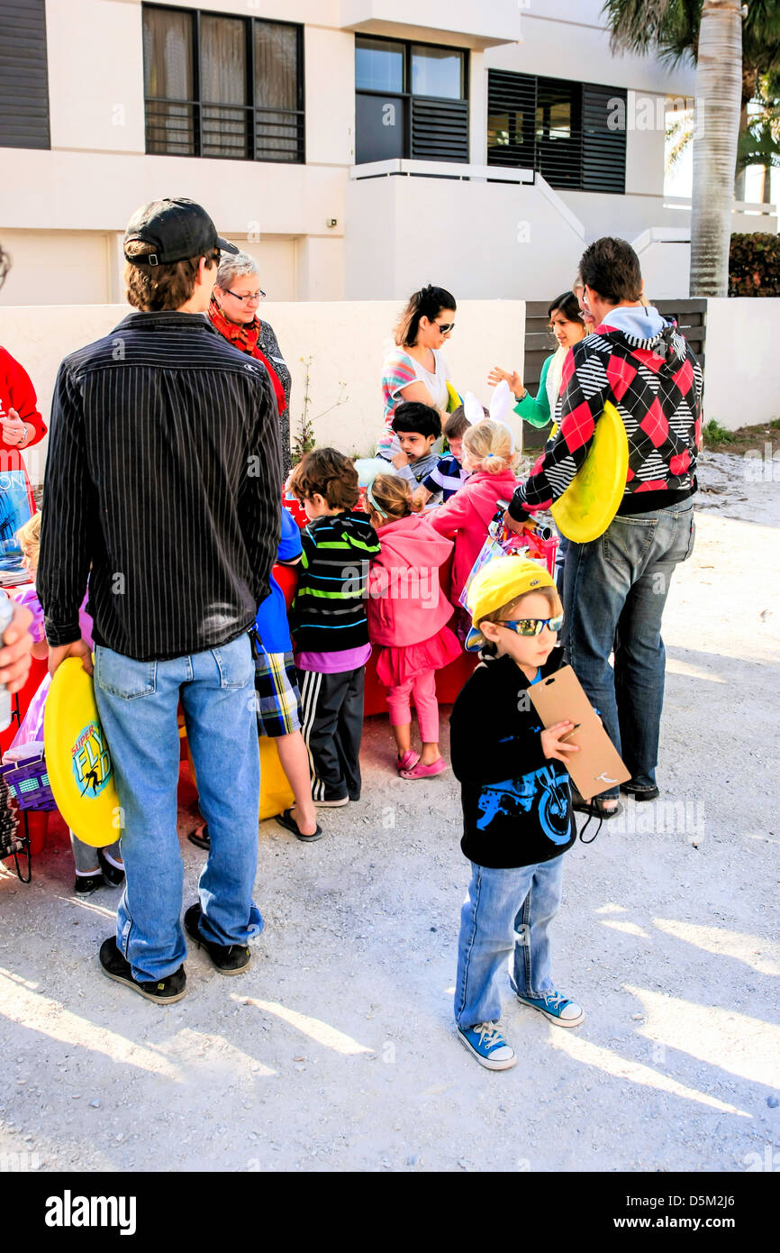 Children prepare to take part in the annual Siesta Key village Easter ...