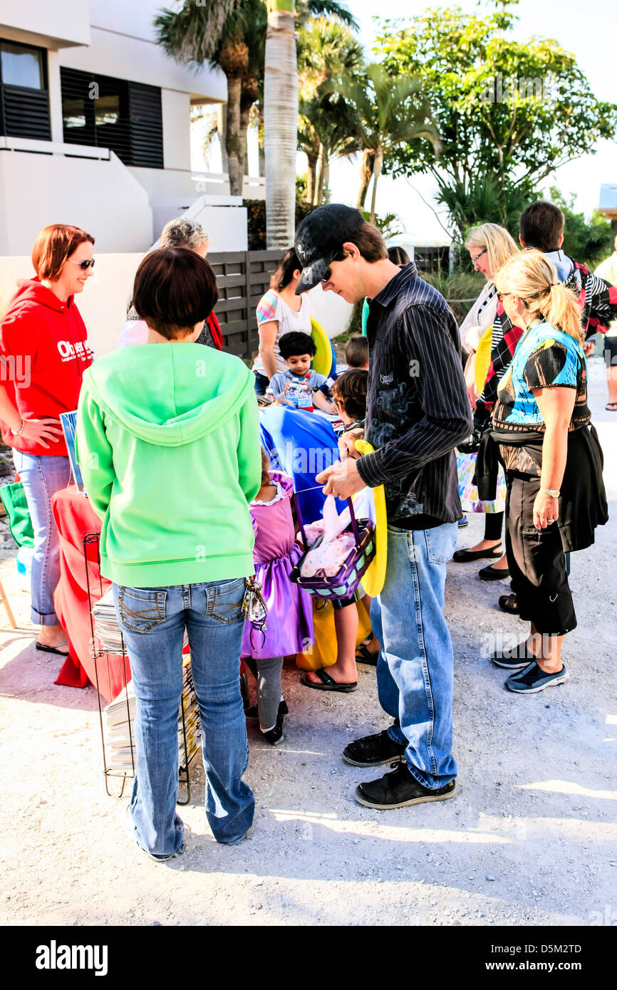 Children prepare to take part in the annual Siesta Key village Easter ...